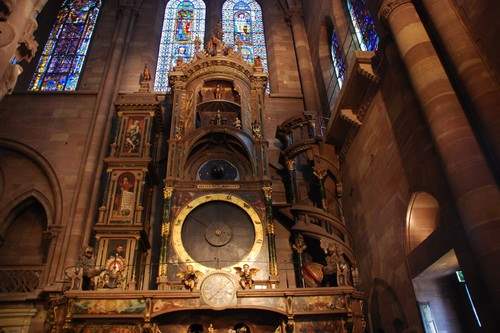 Top 10 Remarkable Astronomical Clocks - Wonderslist