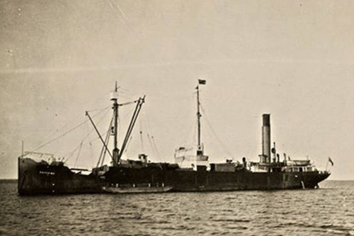 10 Phantom Ships That Still Haunt The Oceans - Wonderslist